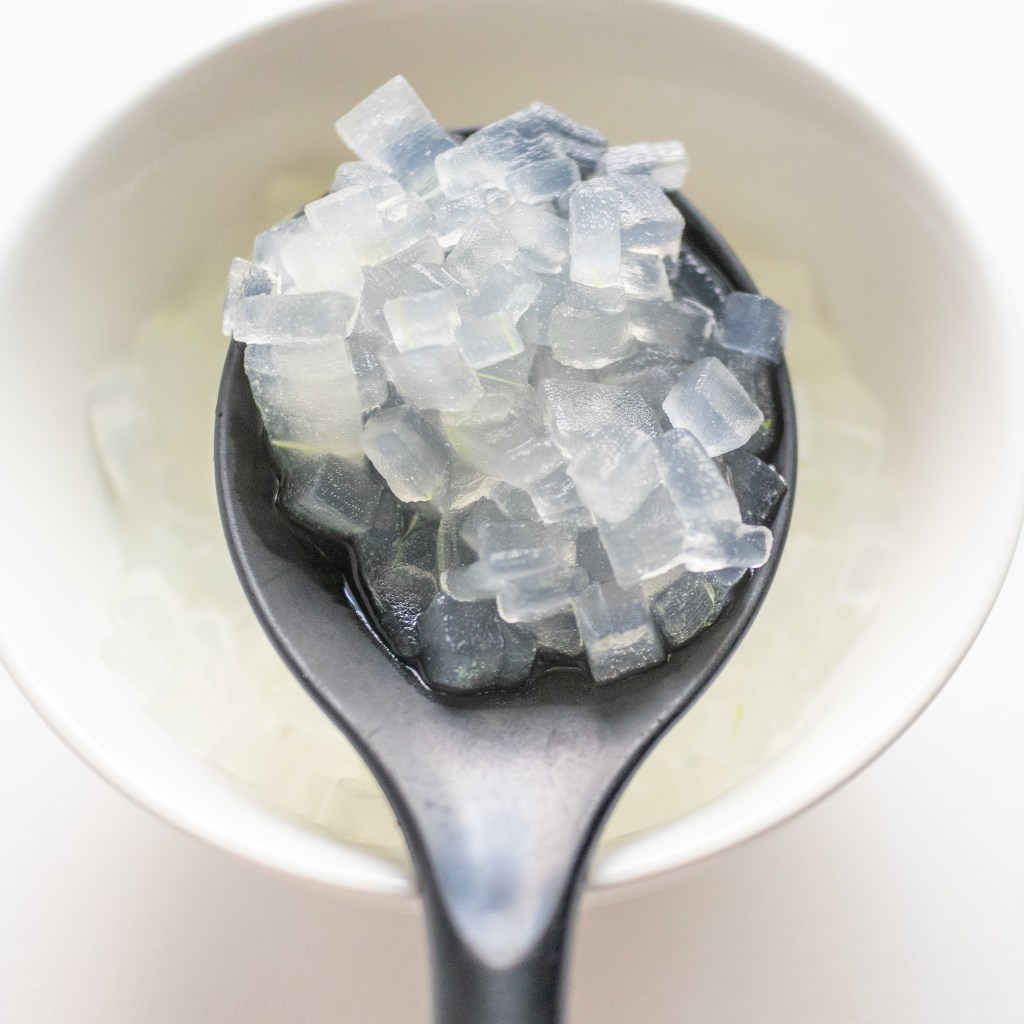 How to Prepare Aloe Vera Jelly for Boba Drinks (Nha Đam) - Vicky Pham